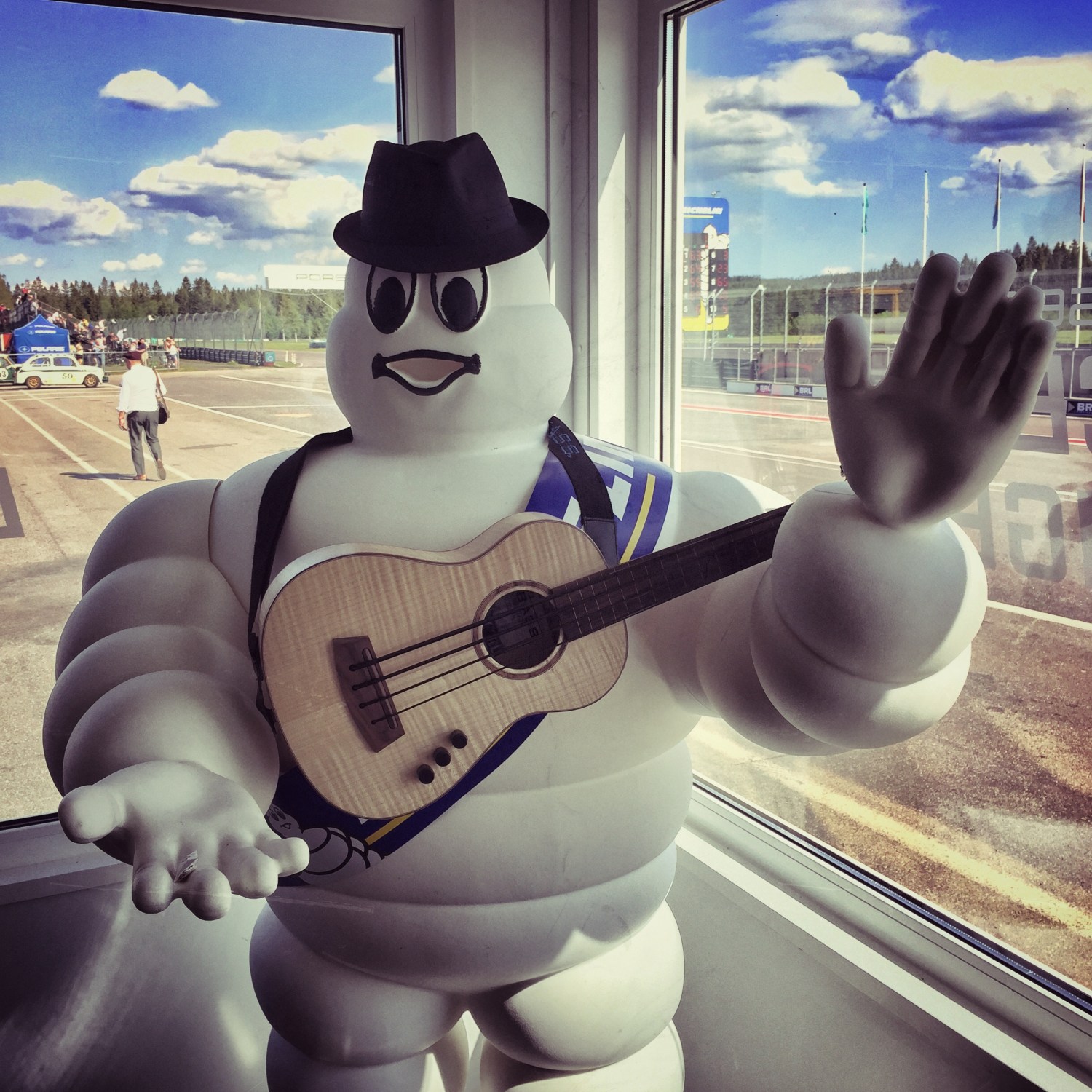 mr-michelin-plays-ubass – Play UBass!